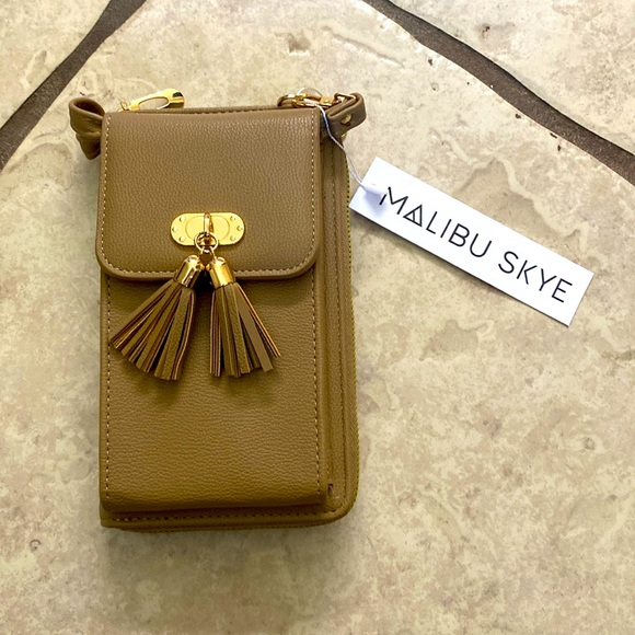 Malibu Skye | Bags | Brand New Malibu Skye Vegan Leather Crossbody Bag ...